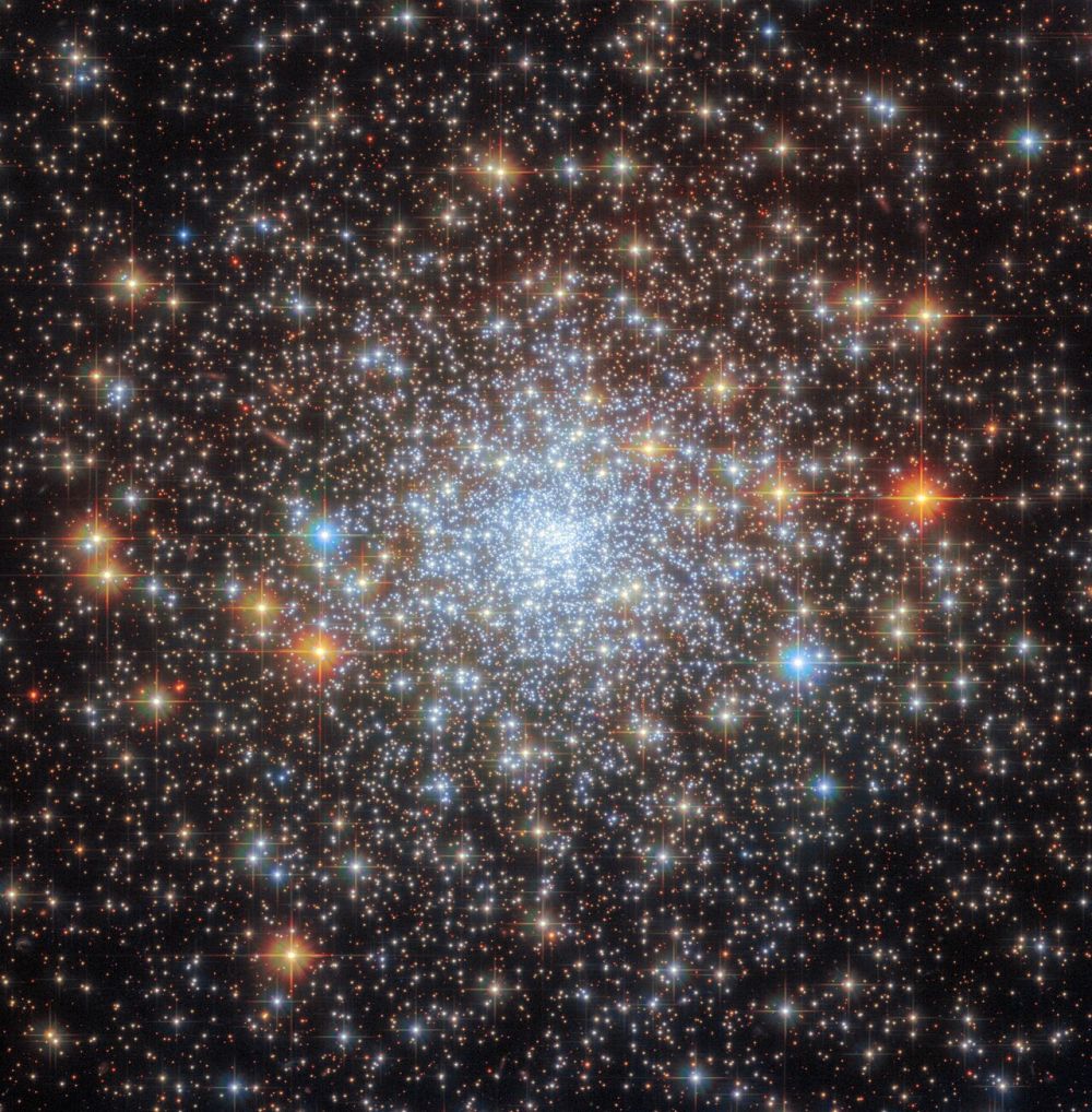 Bildveröffentlichung / Hubble: Der Kugelsternhaufen NGC 6652 | astropage.eu